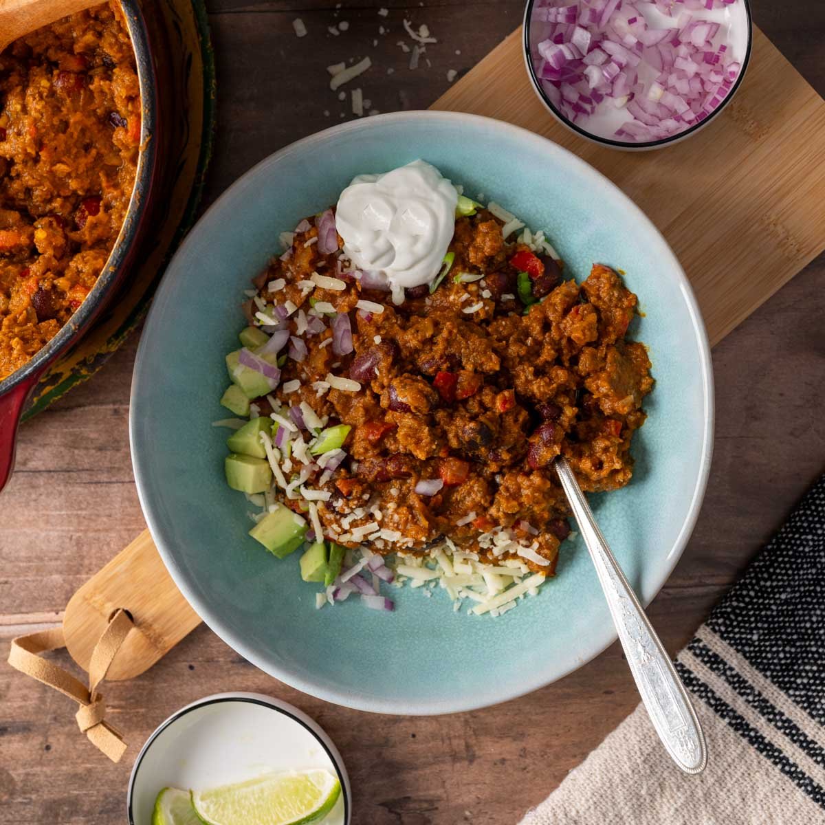 Easy Ground Beef Chili without Tomatoes - LadyPearTree